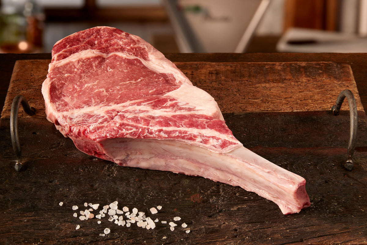 Tomahawk-Steak Australien Black Angus von höchster Qualität kaufen – The Meatlovers Deutschland